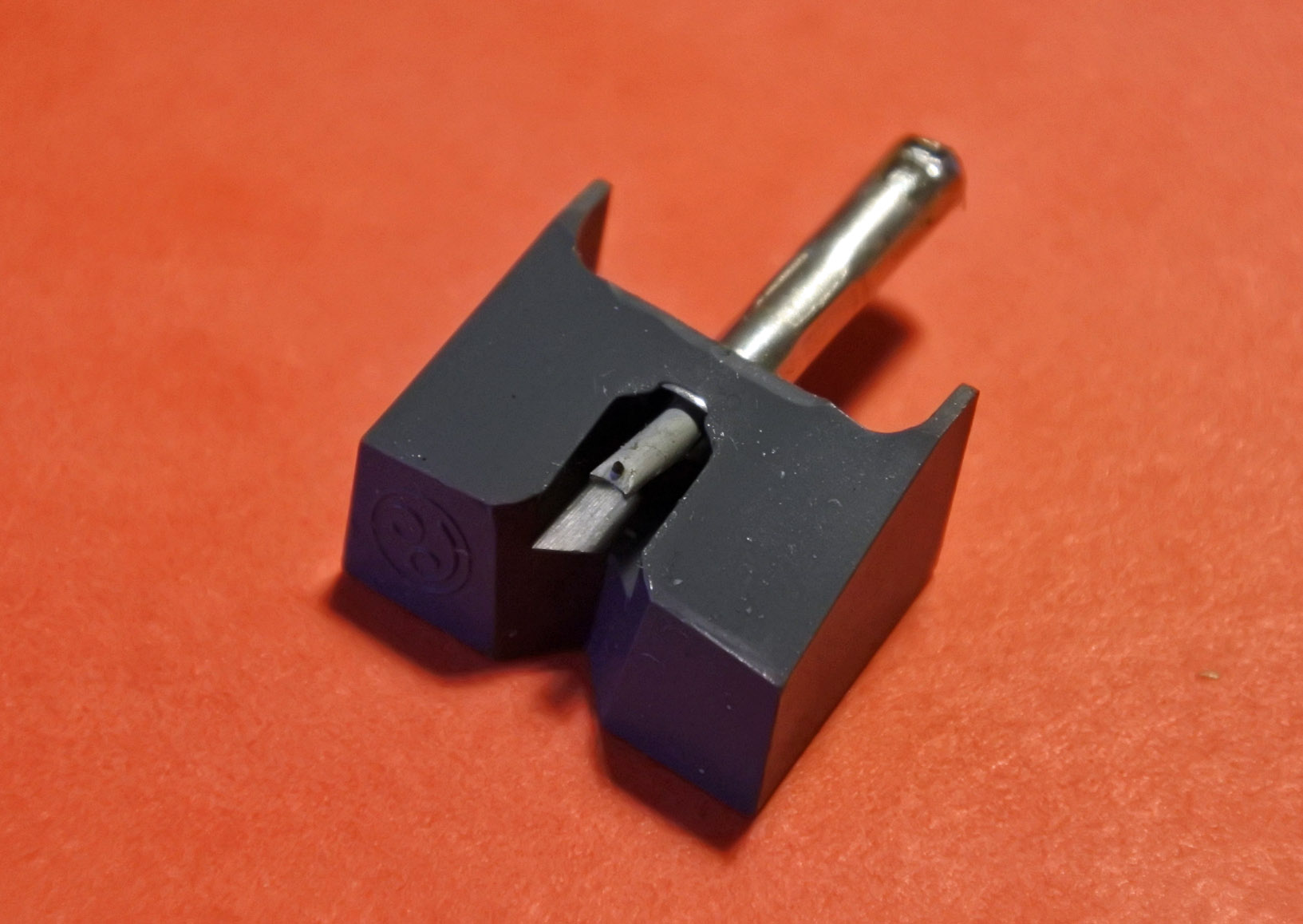 Pickering V15 -2 , NP/AC Stylus Needle - gettheneedle.co.uk